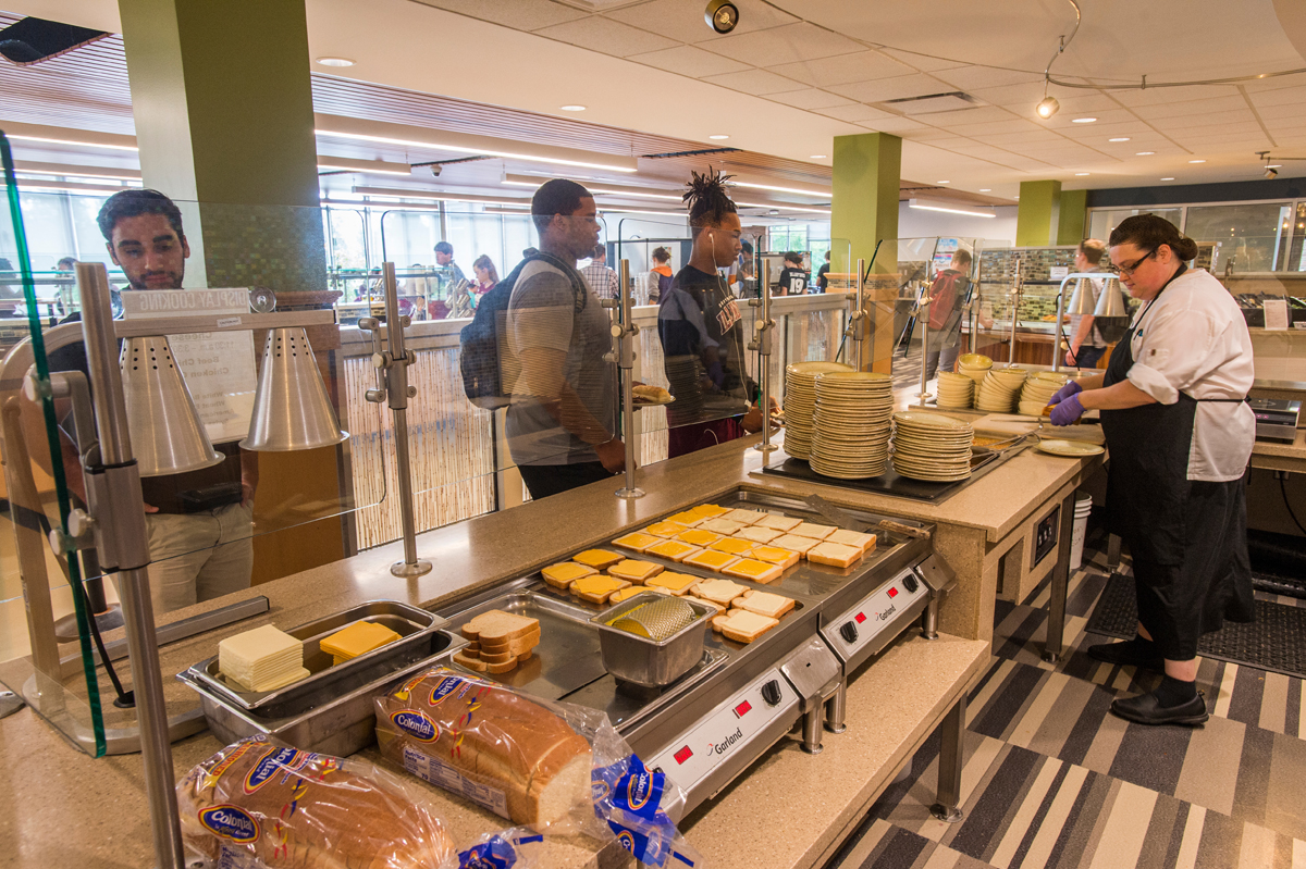 ‘Fresh, healthy’ options at Lentz Dining available to everyone - This ...