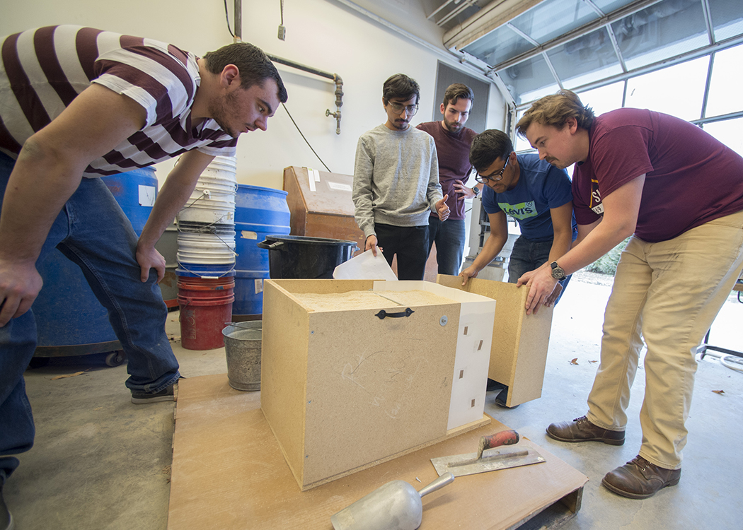 SIU’s Geo-Wall team prepares for national competition - This Is SIU