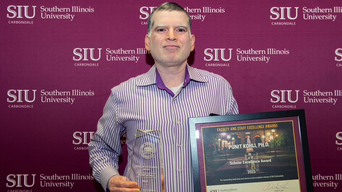 Saluki Pride: Punit Kohli wins Scholar Excellence Award - This Is SIU