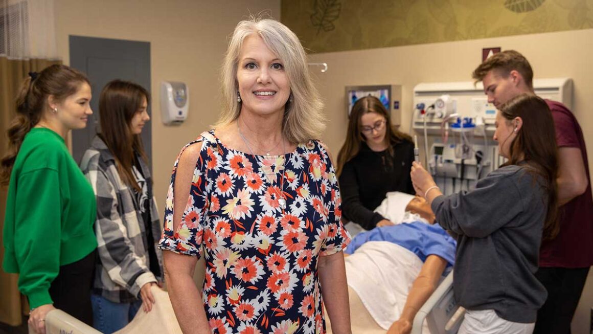 Saluki Pride: Kelli Whittington receives Emerging Leader Award - This ...