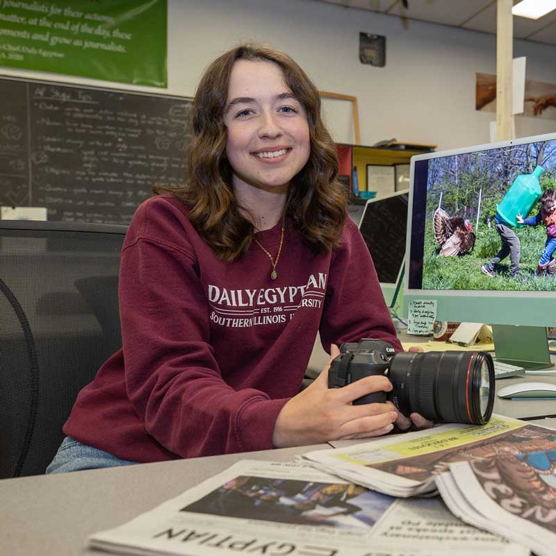Telling a story: SIU journalism student’s photo earns national ...